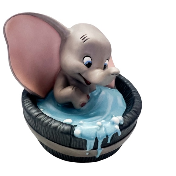 Disney | Accents | Wdcc Walt Disney Classics Collection Dumbo Simply ...